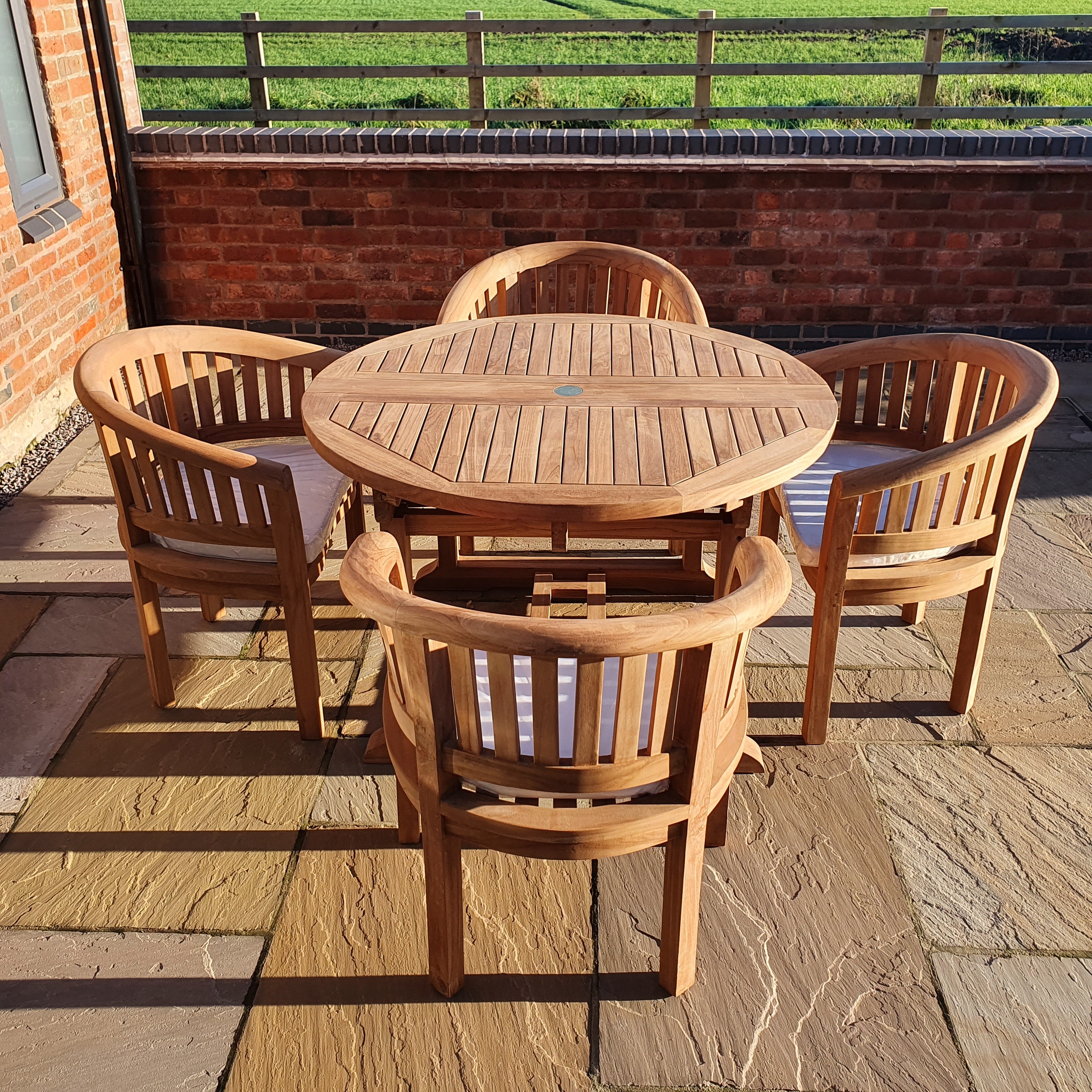 Extendable 120-170cm Round-to-Oval Teak Table Set with 4 Chairs | Royal ...